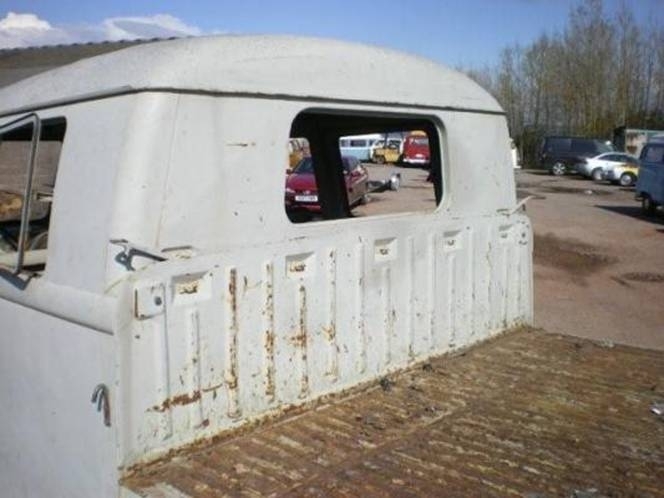 Splitscreen Pickup Rear Window Seal - 1952-65 - Cool Air VW